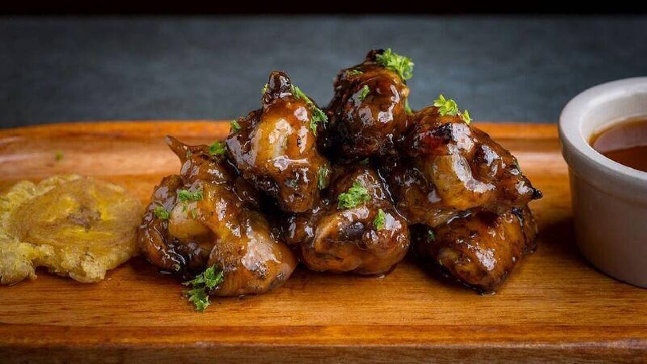Usain Bolt’s Tracks and Records restaurant – WEHFIGO – "Where to go"